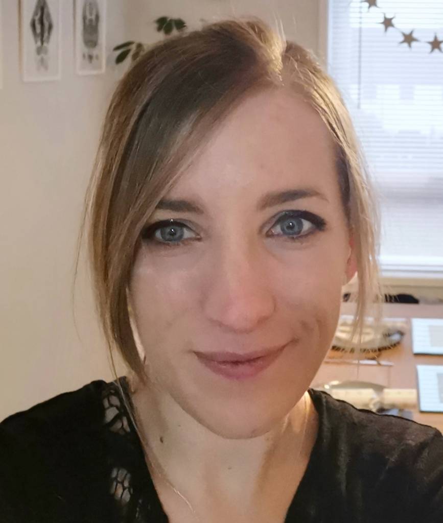 Small and Perfectly Formed: Double Door Studios :: Creative Dundee ...